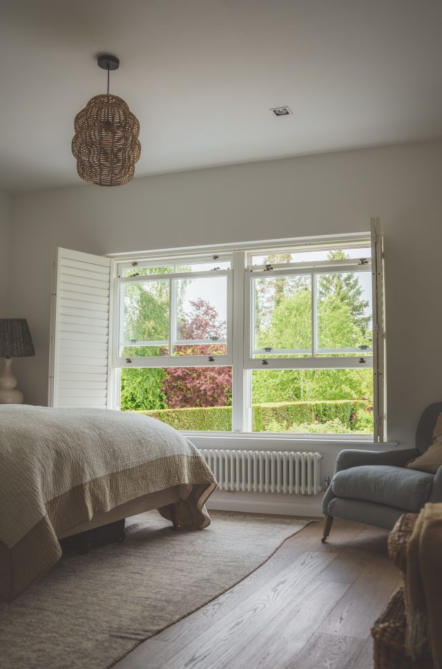Differences Between Single Hung & Double Hung Sash Windows